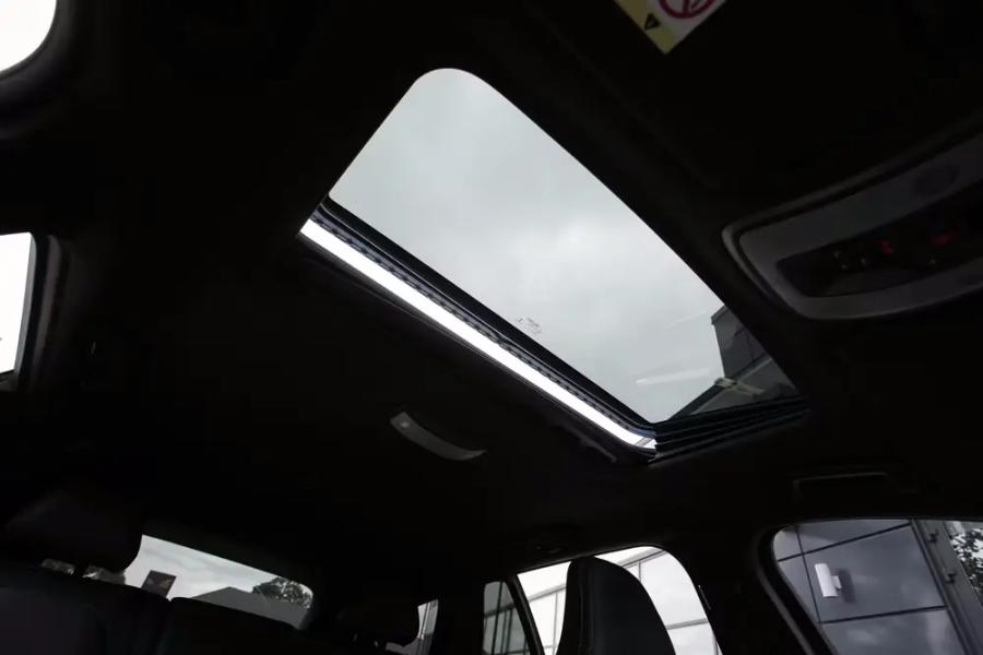 Zils Volvo V60 2016 Jelgava, ar dzinēja tilpumu 2.40 L un nobraukumu 277 tūkst. km par 10500 €, foto 21 vietnē AUTOMOTO.COM.LV