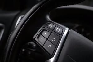 Zils Volvo V60 2016 Jelgava, ar dzinēja tilpumu 2.40 L un nobraukumu 277 tūkst. km par 10500 €, foto 30 vietnē AUTOMOTO.COM.LV