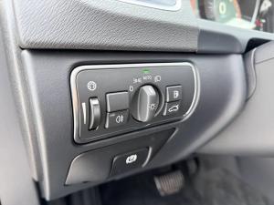 Zils Volvo V60 2016 Rīga, ar dzinēja tilpumu 2.00 L un nobraukumu 204 tūkst. km par 9995 €, foto 28 vietnē AUTOMOTO.COM.LV
