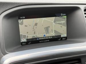 Zils Volvo V60 2016 Rīga, ar dzinēja tilpumu 2.00 L un nobraukumu 136 tūkst. km par 9990 €, foto 12 vietnē AUTOMOTO.COM.LV
