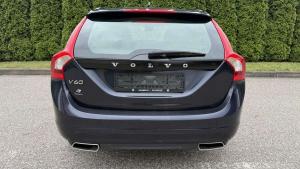 Zils Volvo V60 2016 Kauņa, ar dzinēja tilpumu 1.97 L un nobraukumu 300 tūkst. km par 6800 €, foto 9 vietnē AUTOMOTO.COM.LV