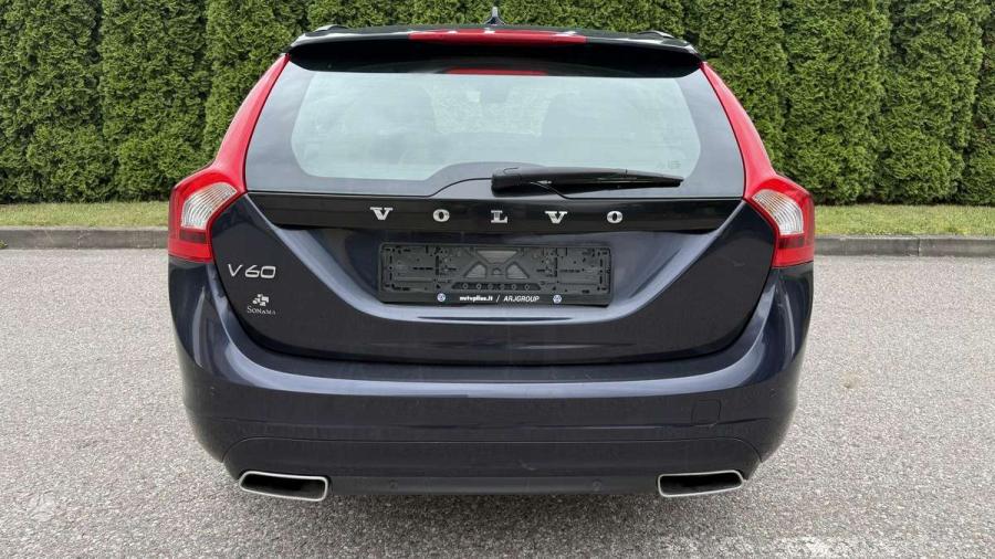 Zils Volvo V60 2016 Kauņa, ar dzinēja tilpumu 1.97 L un nobraukumu 300 tūkst. km par 6800 €, foto 9 vietnē AUTOMOTO.COM.LV