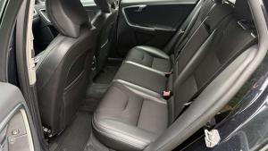 Zils Volvo V60 2016 Kauņa, ar dzinēja tilpumu 1.97 L un nobraukumu 300 tūkst. km par 6800 €, foto 14 vietnē AUTOMOTO.COM.LV