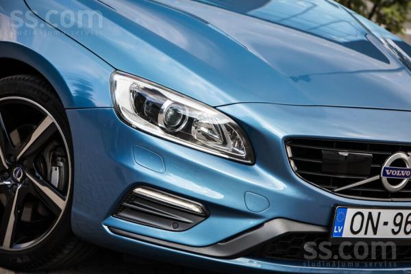 Синий Вольво B60 2016 в Рига, объемом двигателя 2.40 л и пробегом 263 тыс. км за 13500 €, фото 5 на AUTOMOTO.COM.LV