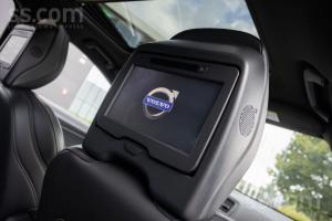 Blue Volvo V60 2016 in Riga, with an engine capacity of 2.40 L and mileage of 263 thousand km for 13500 €, photo 18 on AUTOMOTO.COM.LV