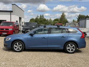 Zils Volvo V60 2016 Šauļi, ar dzinēja tilpumu 1.97 L un nobraukumu 313 tūkst. km par 6300 €, foto 9 vietnē AUTOMOTO.COM.LV