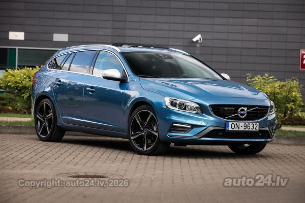 Zils Volvo V60 2016 Rīga, ar dzinēja tilpumu 2.40 L un nobraukumu 263 tūkst. km par 12999 €, foto 4 vietnē AUTOMOTO.COM.LV