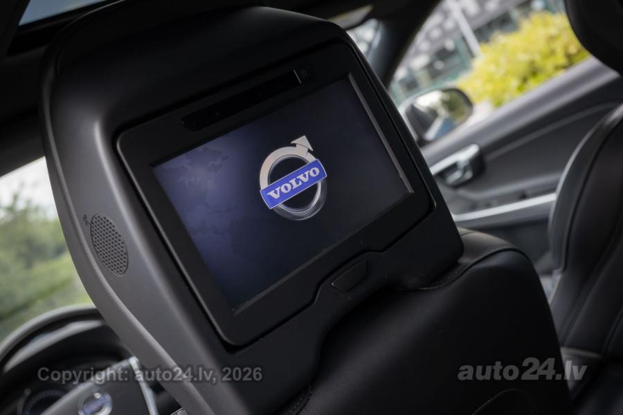 Zils Volvo V60 2016 Rīga, ar dzinēja tilpumu 2.40 L un nobraukumu 263 tūkst. km par 12999 €, foto 14 vietnē AUTOMOTO.COM.LV