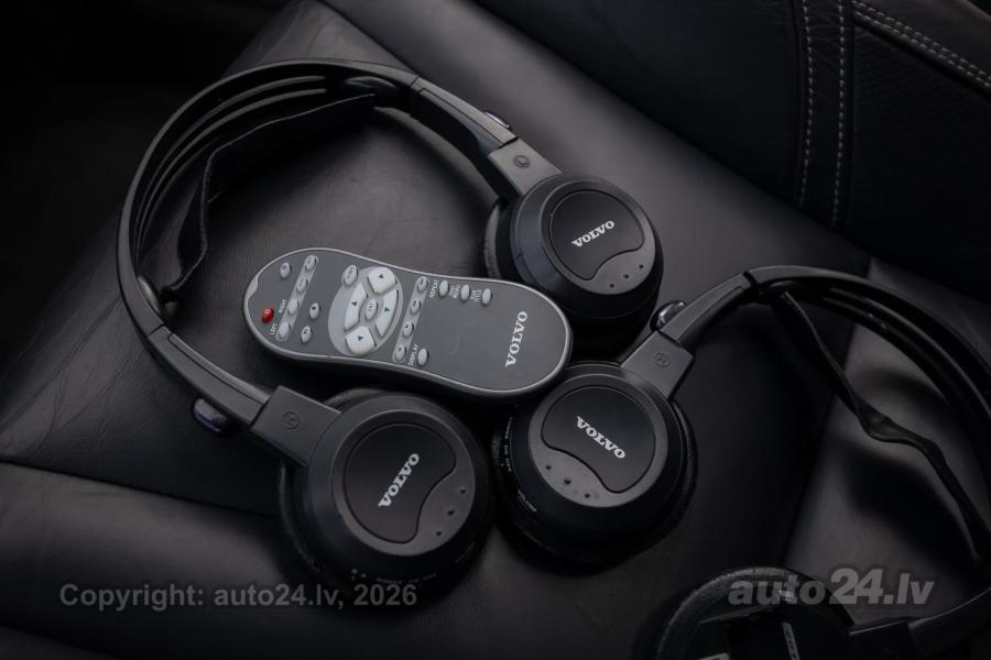 Zils Volvo V60 2016 Rīga, ar dzinēja tilpumu 2.40 L un nobraukumu 263 tūkst. km par 12999 €, foto 21 vietnē AUTOMOTO.COM.LV