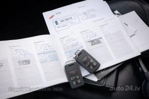 Zils Volvo V60 2016 Rīga, ar dzinēja tilpumu 2.40 L un nobraukumu 263 tūkst. km par 12999 €, foto 30 vietnē AUTOMOTO.COM.LV