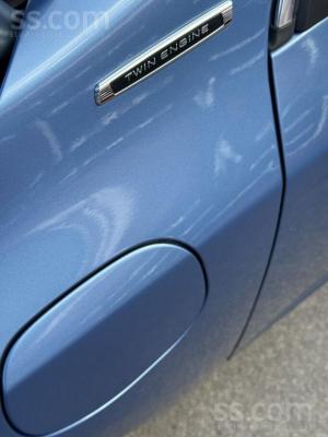 Blue Volvo V60 2016 in Riga, with an engine capacity of 2.40 L and mileage of 0 thousand km for 11500 €, photo 17 on AUTOMOTO.COM.LV