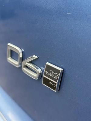 Zils Volvo V60 2016 Rīga, ar dzinēja tilpumu 2.40 L un nobraukumu 214 tūkst. km par 11500 €, foto 15 vietnē AUTOMOTO.COM.LV