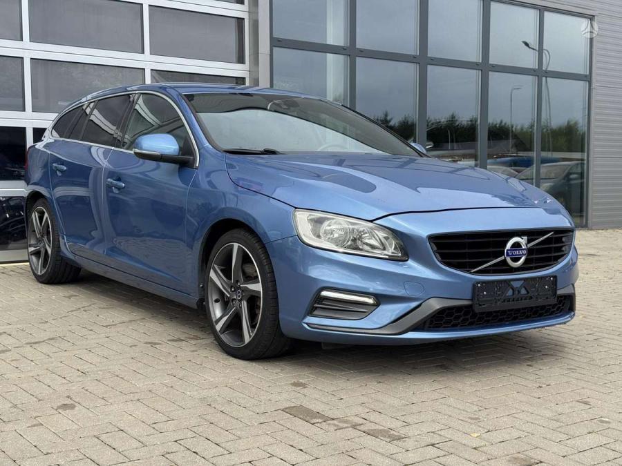 Zils Volvo V60 2016 Viļņa, ar dzinēja tilpumu 1.97 L un nobraukumu 229 tūkst. km par 8000 €, foto 6 vietnē AUTOMOTO.COM.LV