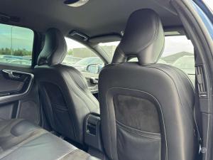 Zils Volvo V60 2016 Viļņa, ar dzinēja tilpumu 1.97 L un nobraukumu 229 tūkst. km par 8000 €, foto 33 vietnē AUTOMOTO.COM.LV