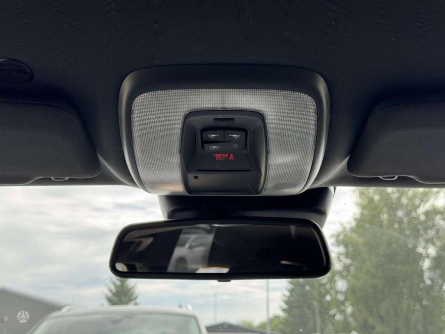 Zils Volvo V60 2016 Viļņa, ar dzinēja tilpumu 1.97 L un nobraukumu 229 tūkst. km par 8000 €, foto 51 vietnē AUTOMOTO.COM.LV