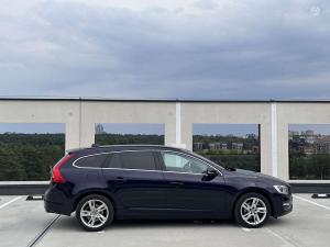 Zils Volvo V60 2016 Viļņa, ar dzinēja tilpumu 1.97 L un nobraukumu 278 tūkst. km par 8750 €, foto 14 vietnē AUTOMOTO.COM.LV