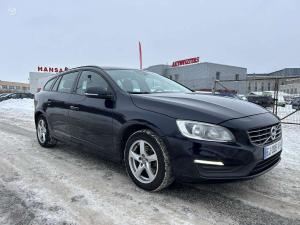 Blue Volvo V60 2017 in Panevezys, with an engine capacity of 1.97 L and mileage of 300 thousand km for 8600 €, photo 3 on AUTOMOTO.COM.LV