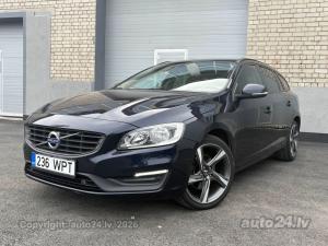 Blue Volvo V60 2017 in Paide, with an engine capacity of 2.00 L and mileage of 222 thousand km for 10490 €, photo  on AUTOMOTO.COM.LV