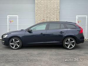 Zils Volvo V60 2017 Paide, ar dzinēja tilpumu 2.00 L un nobraukumu 222 tūkst. km par 10490 €, foto 6 vietnē AUTOMOTO.COM.LV