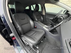Zils Volvo V60 2017 Paide, ar dzinēja tilpumu 2.00 L un nobraukumu 222 tūkst. km par 10490 €, foto 13 vietnē AUTOMOTO.COM.LV