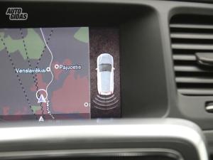Zils Volvo V60 2017 Viļņa, ar dzinēja tilpumu 2.00 L un nobraukumu 215 tūkst. km par 9899 €, foto 26 vietnē AUTOMOTO.COM.LV
