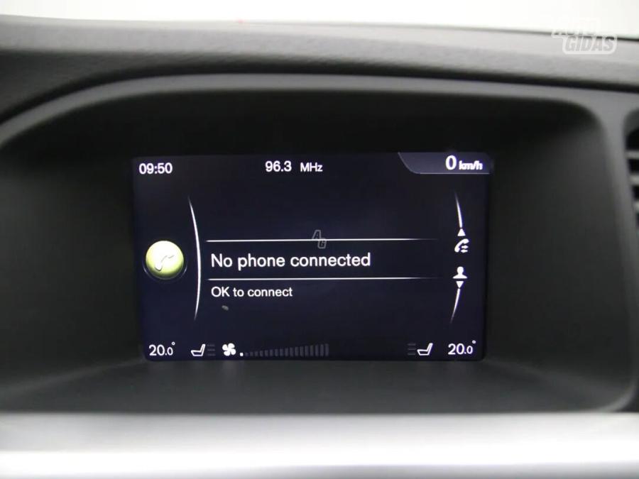 Blue Volvo V60 2017 in Vilnius, with an engine capacity of 2.00 L and mileage of 255 thousand km for 10499 €, photo 24 on AUTOMOTO.COM.LV
