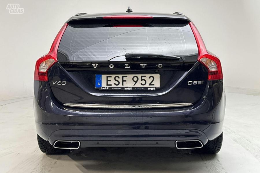 Zils Volvo V60 2018 Kauņa, ar dzinēja tilpumu 0.00 L un nobraukumu 53 tūkst. km par 23019 €, foto 21 vietnē AUTOMOTO.COM.LV