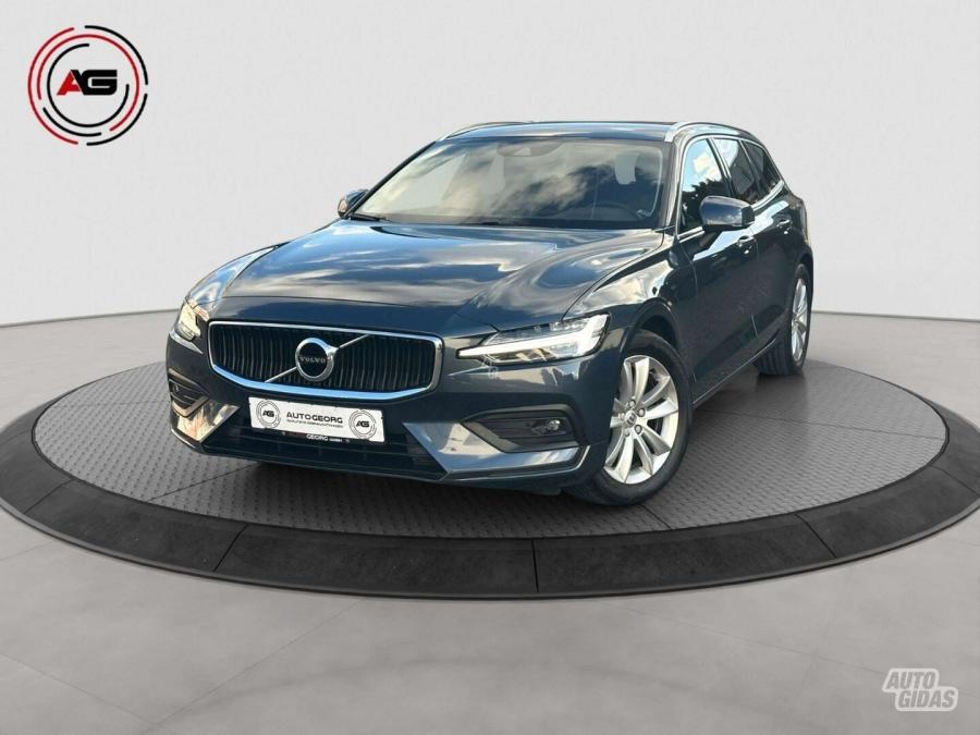Blue Volvo V60 2018 in Kaunas, with an engine capacity of 2.00 L and mileage of 52 thousand km for 26417 €, photo 1 on AUTOMOTO.COM.LV
