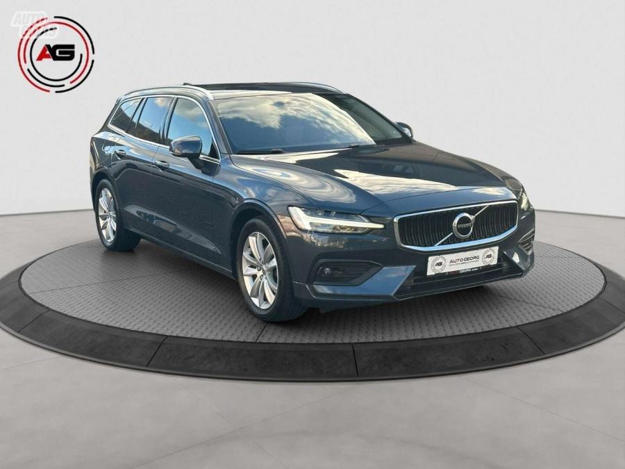 Blue Volvo V60 2018 in Kaunas, with an engine capacity of 2.00 L and mileage of 52 thousand km for 26417 €, photo 3 on AUTOMOTO.COM.LV