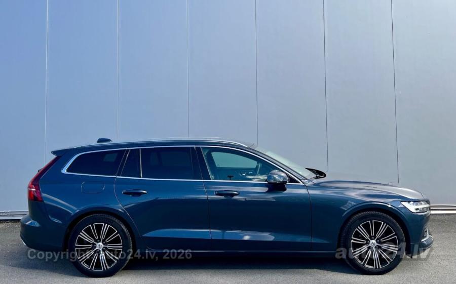 Zils Volvo V60 2018 Tallina, ar dzinēja tilpumu 2.00 L un nobraukumu 156 tūkst. km par 18350 €, foto 5 vietnē AUTOMOTO.COM.LV