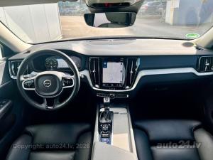 Zils Volvo V60 2018 Tallina, ar dzinēja tilpumu 2.00 L un nobraukumu 156 tūkst. km par 18350 €, foto 7 vietnē AUTOMOTO.COM.LV