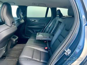 Zils Volvo V60 2018 Tallina, ar dzinēja tilpumu 2.00 L un nobraukumu 156 tūkst. km par 18350 €, foto 14 vietnē AUTOMOTO.COM.LV