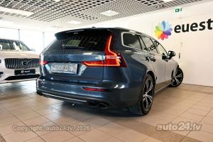 Zils Volvo V60 2018 Tallina, ar dzinēja tilpumu 2.00 L un nobraukumu 182 tūkst. km par 20990 €, foto 4 vietnē AUTOMOTO.COM.LV