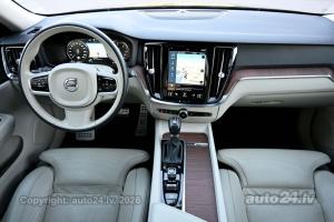 Zils Volvo V60 2018 Tallina, ar dzinēja tilpumu 2.00 L un nobraukumu 182 tūkst. km par 20990 €, foto 18 vietnē AUTOMOTO.COM.LV