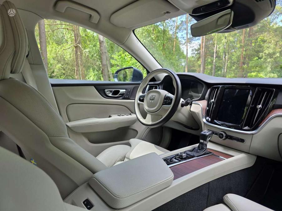 Синий Вольво B60 2018 в Таураге, объемом двигателя 1.97 л и пробегом 280 тыс. км за 13700 €, фото 18 на AUTOMOTO.COM.LV