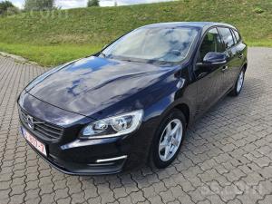 Zils Volvo V60 2018 Rīga, ar dzinēja tilpumu 2.00 L un nobraukumu 250 tūkst. km par 8000 €, foto 7 vietnē AUTOMOTO.COM.LV