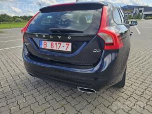 Zils Volvo V60 2018 Rīga, ar dzinēja tilpumu 2.00 L un nobraukumu 250 tūkst. km par 8000 €, foto 10 vietnē AUTOMOTO.COM.LV