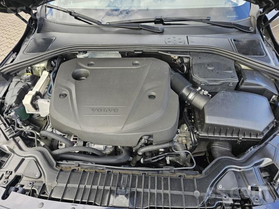 Zils Volvo V60 2018 Rīga, ar dzinēja tilpumu 2.00 L un nobraukumu 250 tūkst. km par 8000 €, foto 20 vietnē AUTOMOTO.COM.LV
