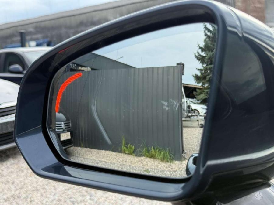 Blue Volvo V60 2018 in Kaunas, with an engine capacity of 1.97 L and mileage of 261 thousand km for 13700 €, photo 22 on AUTOMOTO.COM.LV