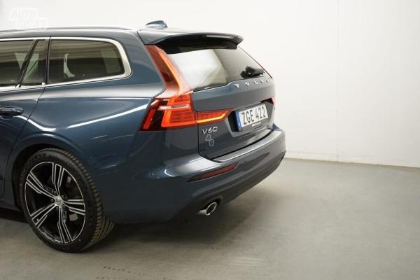 Blue Volvo V60 2019 in Kaunas, with an engine capacity of 0.00 L and mileage of 94 thousand km for 27341 €, photo 3 on AUTOMOTO.COM.LV