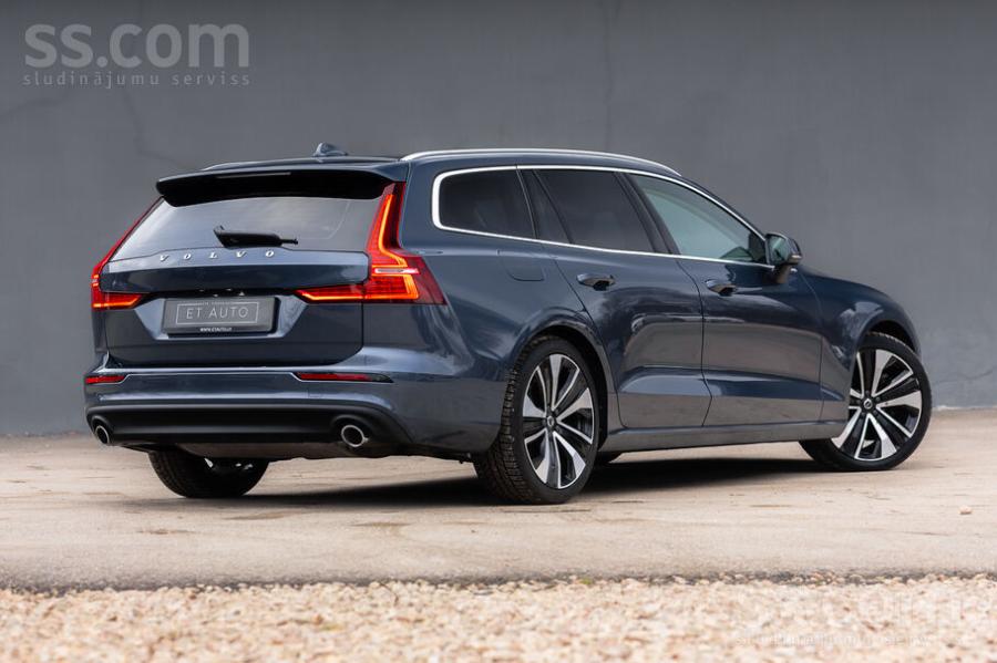 Zils Volvo V60 2019 Jelgava, ar dzinēja tilpumu 2.00 L un nobraukumu 181 tūkst. km par 18000 €, foto 5 vietnē AUTOMOTO.COM.LV