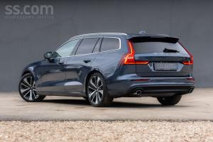 Zils Volvo V60 2019 Jelgava, ar dzinēja tilpumu 2.00 L un nobraukumu 181 tūkst. km par 18000 €, foto 7 vietnē AUTOMOTO.COM.LV