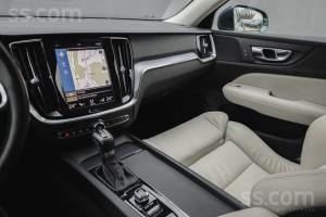 Zils Volvo V60 2019 Jelgava, ar dzinēja tilpumu 2.00 L un nobraukumu 181 tūkst. km par 18000 €, foto 11 vietnē AUTOMOTO.COM.LV