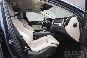 Zils Volvo V60 2019 Jelgava, ar dzinēja tilpumu 2.00 L un nobraukumu 181 tūkst. km par 18000 €, foto 12 vietnē AUTOMOTO.COM.LV