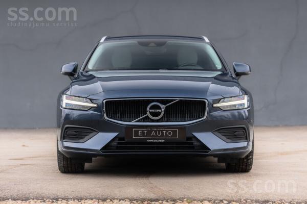Zils Volvo V60 2019 Jelgava, ar dzinēja tilpumu 2.00 L un nobraukumu 181 tūkst. km par 18000 €, foto 2 vietnē AUTOMOTO.COM.LV