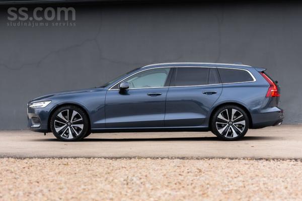Zils Volvo V60 2019 Jelgava, ar dzinēja tilpumu 2.00 L un nobraukumu 181 tūkst. km par 18000 €, foto 8 vietnē AUTOMOTO.COM.LV