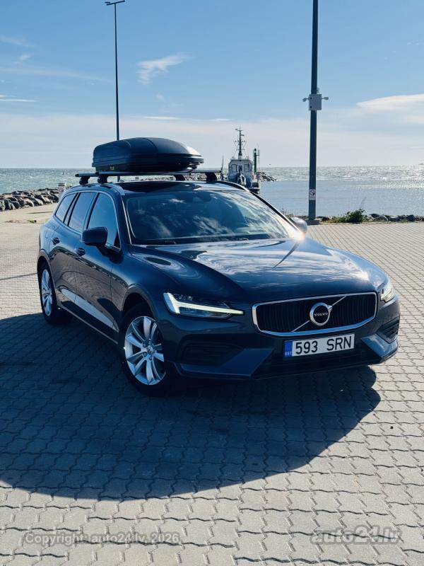 Zils Volvo V60 2019 Kerdla, ar dzinēja tilpumu 2.00 L un nobraukumu 226 tūkst. km par 13999 €, foto 1 vietnē AUTOMOTO.COM.LV