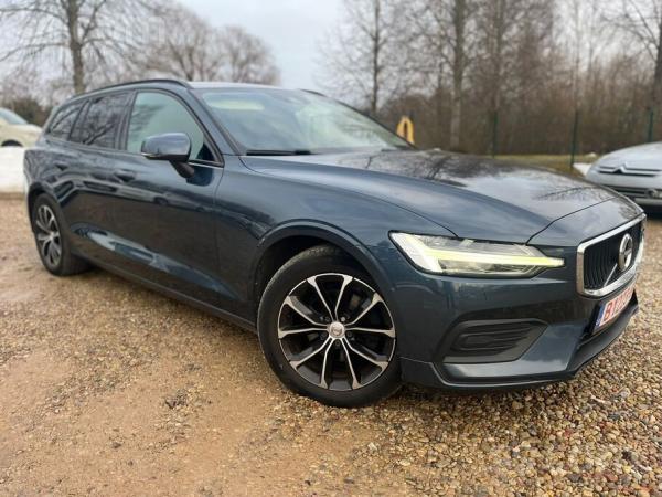 Zils Volvo V60 2019 Kuldīga, ar dzinēja tilpumu 2.00 L un nobraukumu 260 tūkst. km par 12090 €, foto 1 vietnē AUTOMOTO.COM.LV