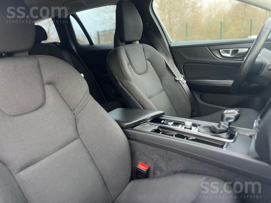 Синий Вольво B60 2019 в Кулдига, объемом двигателя 2.00 л и пробегом 260 тыс. км за 12090 €, фото 15 на AUTOMOTO.COM.LV
