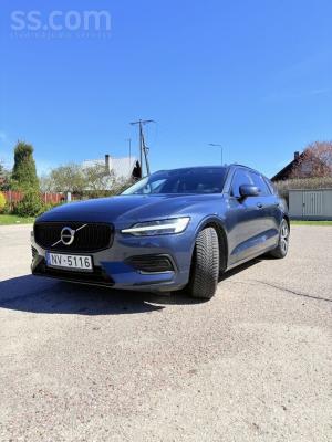 Zils Volvo V60 2019 Ogre, ar dzinēja tilpumu 2.00 L un nobraukumu 288 tūkst. km par 13700 €, foto 3 vietnē AUTOMOTO.COM.LV